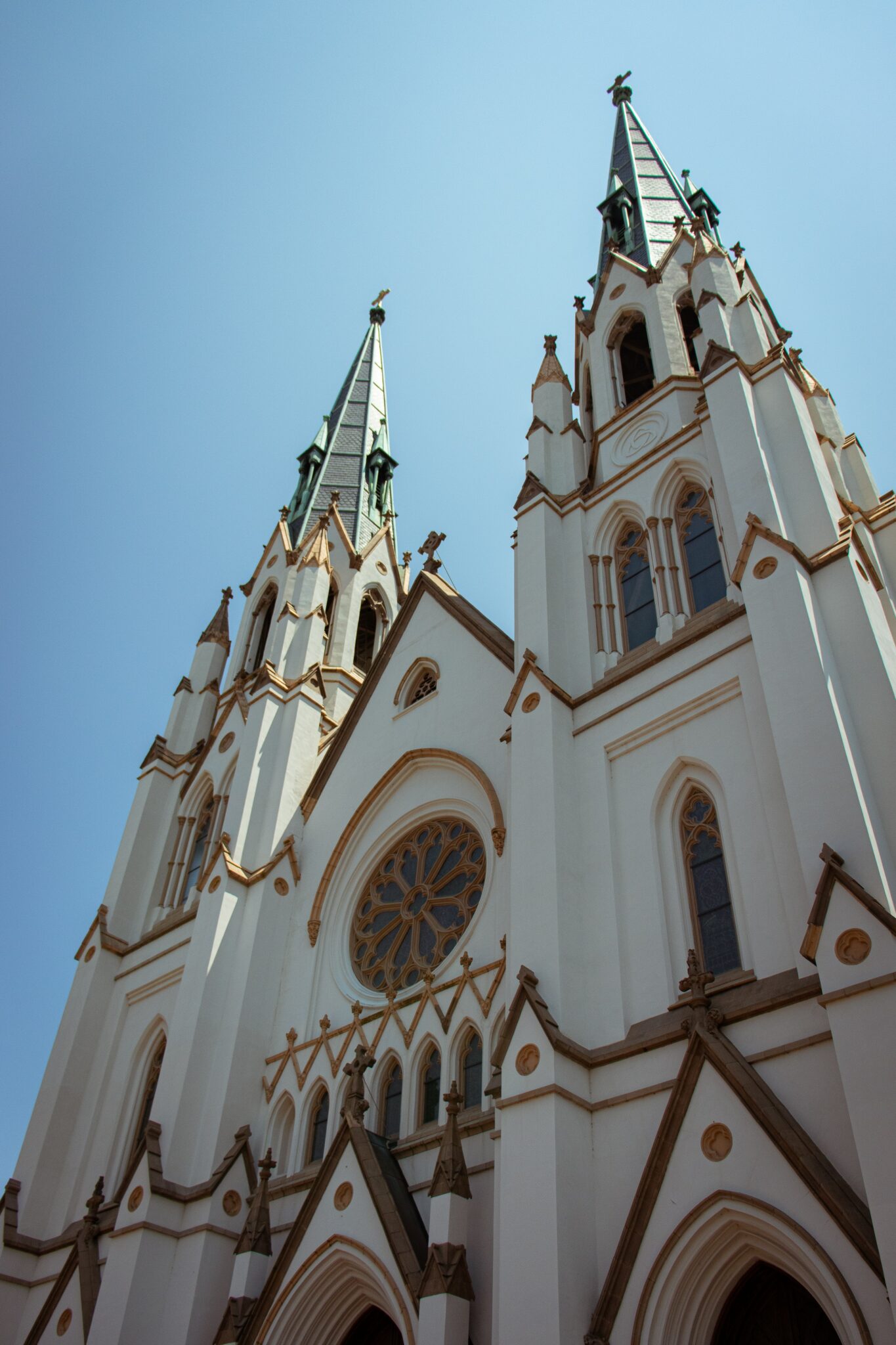 All About Abercorn Street: Savannah Travel Guide - House on Taylor