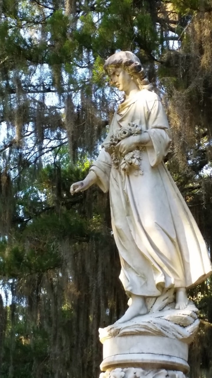 All About Abercorn Street: Savannah Travel Guide - House on Taylor